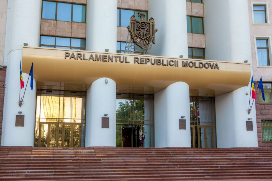 Masa rotunda cu tema „Romania si Republica Moldova, din nou impreuna ...