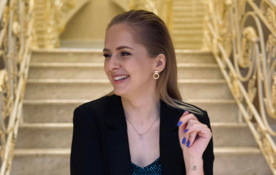 Ludmila Adamciuc a implinit 28 de ani! Vezi ce felicitare emotionanta a ...