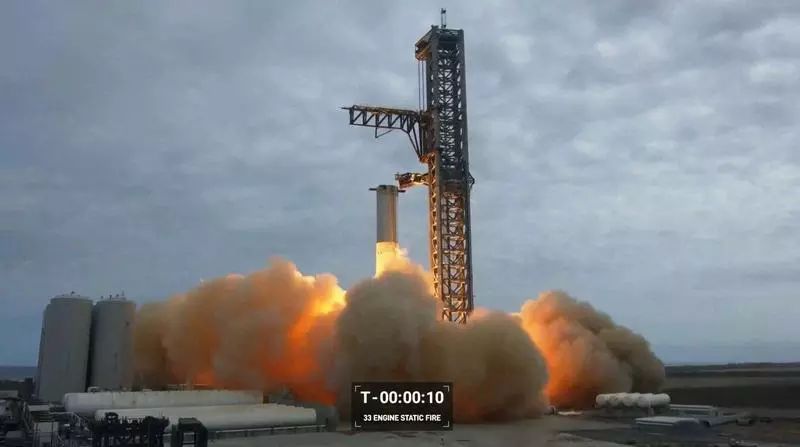 SpaceX se pregateste luni de o prima lansare test a celei mai mari ...