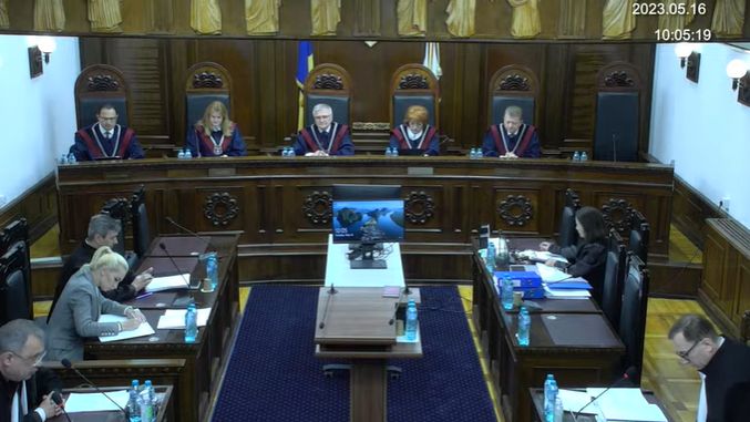 A cincea sedinta a Curtii Constitutionale, in care este examinata ...