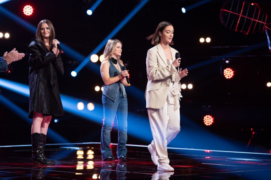 Katia Florea, Maria Chideanu si Dana Baldovici - show total la Vocea ...