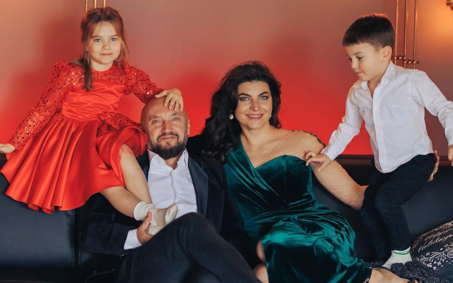 Un cadou special! Ce i-au daruit Anatol Durbala si Olesea Svecla fiicei ...