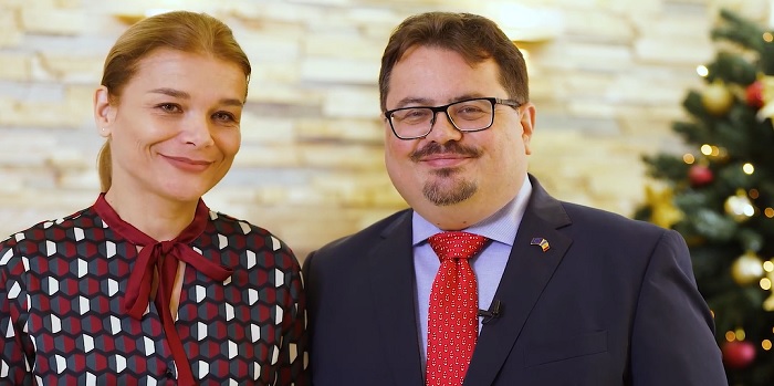 Felicitare de Craciun de la ambasadorul UE la Chisinau, Peter Michalko ...