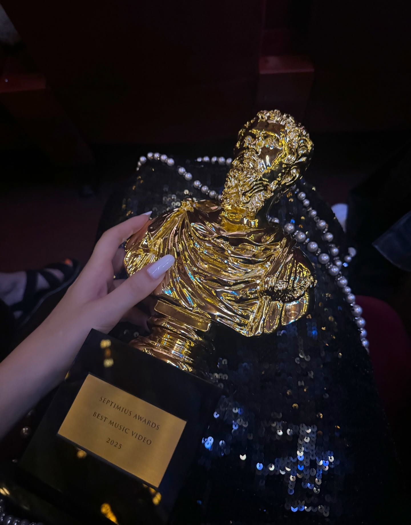 Misha Miller scrie istorie! Piesa „Bam Bam”, desemnată „Videoclipul ...