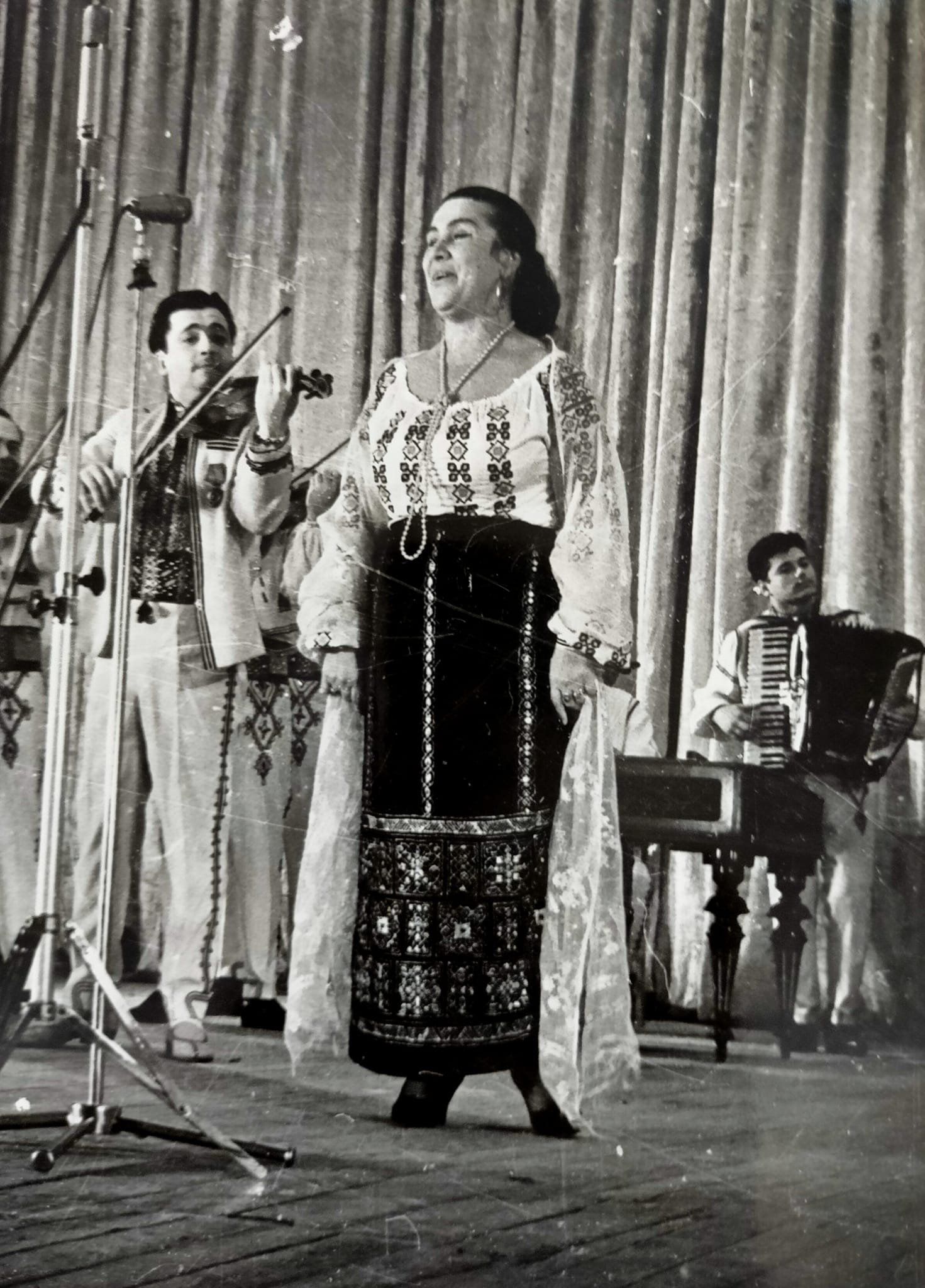 23 octombrie: evenimentele, curiozitățile și personalitățile zilei - FOTO