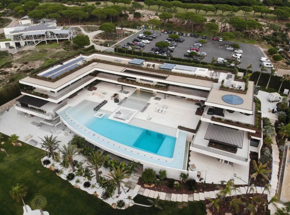 Cum arată imperiul imobiliar al lui Cristiano Ronaldo. Conacul uriaș în ...