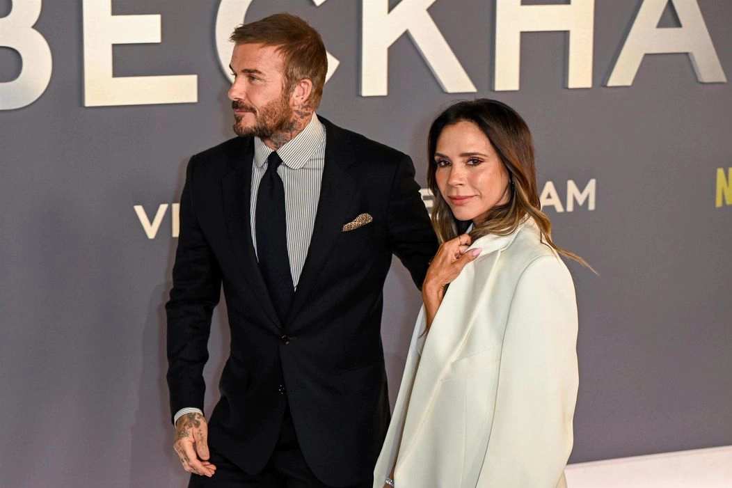 Îi ascunde acest lucru soțului de peste 20 de ani! Victoria Beckham ...